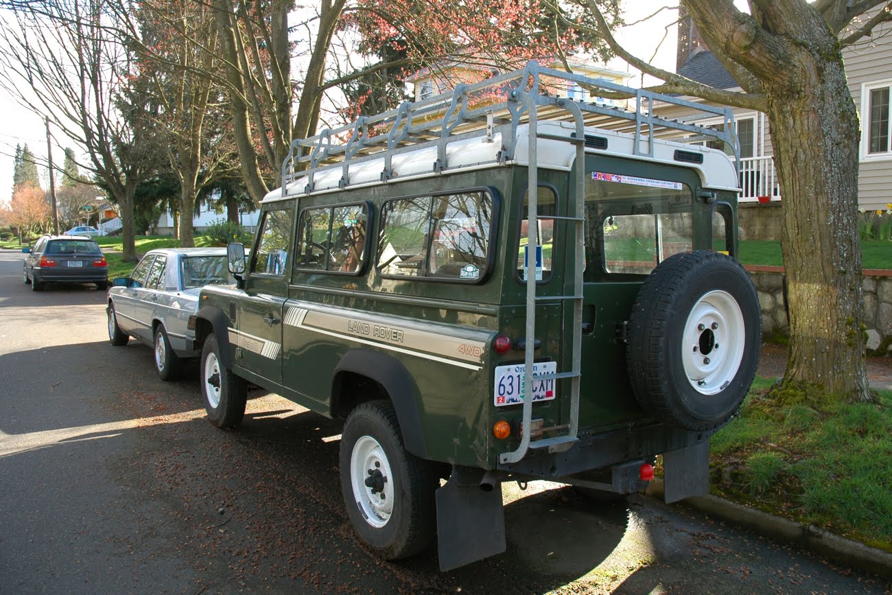 OLD PARKED CARS.: 1987 Land Rover One Ten Wagon.
