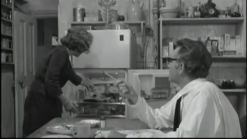 Forced Perspective: Elizabeth Taylor Eating Chicken (1966)