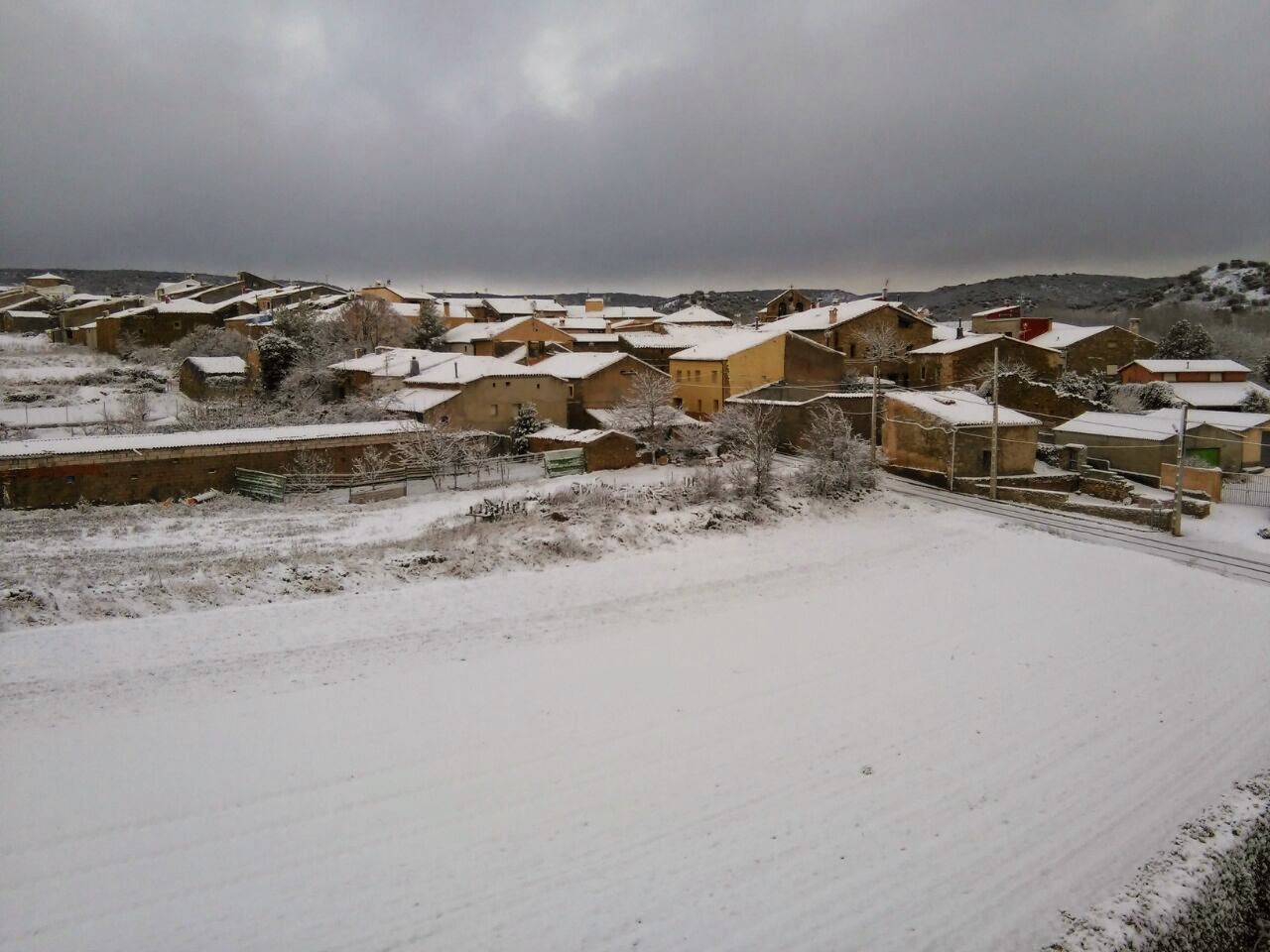 Sienes: LLEGAN LAS PRIMERAS NIEVES A SIENES