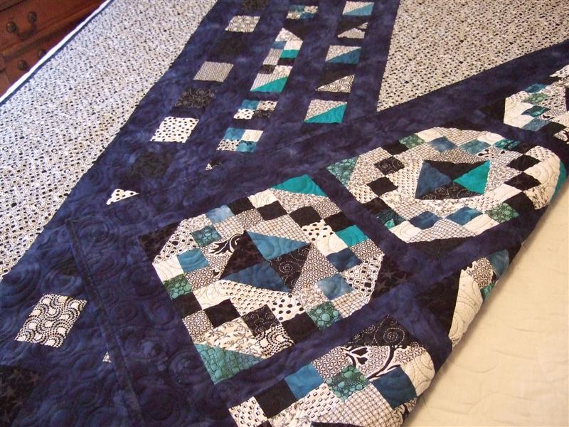 Crafty Sewing & Quilting: Think Outside the BLOCK Quilt Completed!