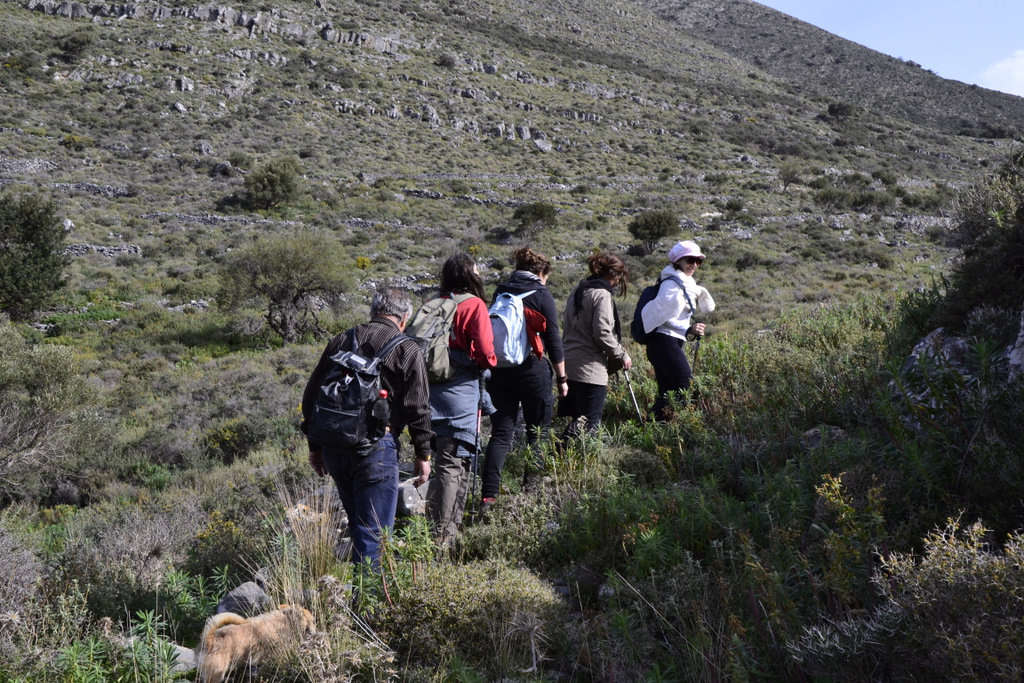 EXPLORE MOUNTAINS: ΠΕΖΟΠΟΡΙΑ ΝΕΑΠΟΛΗ-ΜΟΝΟΠΑΤΙ ΠΡΟΣ ΚΟΥΡΟΥΝΕΣ-ΑΡΧΑΙΑ ΔΡΗΡΟΣ