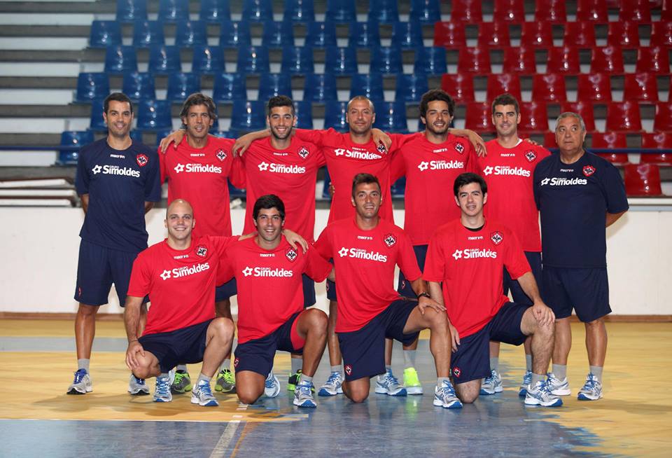 Oliveirense apresentou plantel de hóquei em patins para 2013/14 | UDO FANS