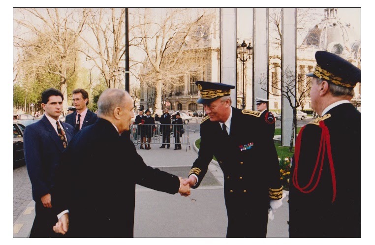 Blog de Joël THORAVAL: Serviteur de l'État