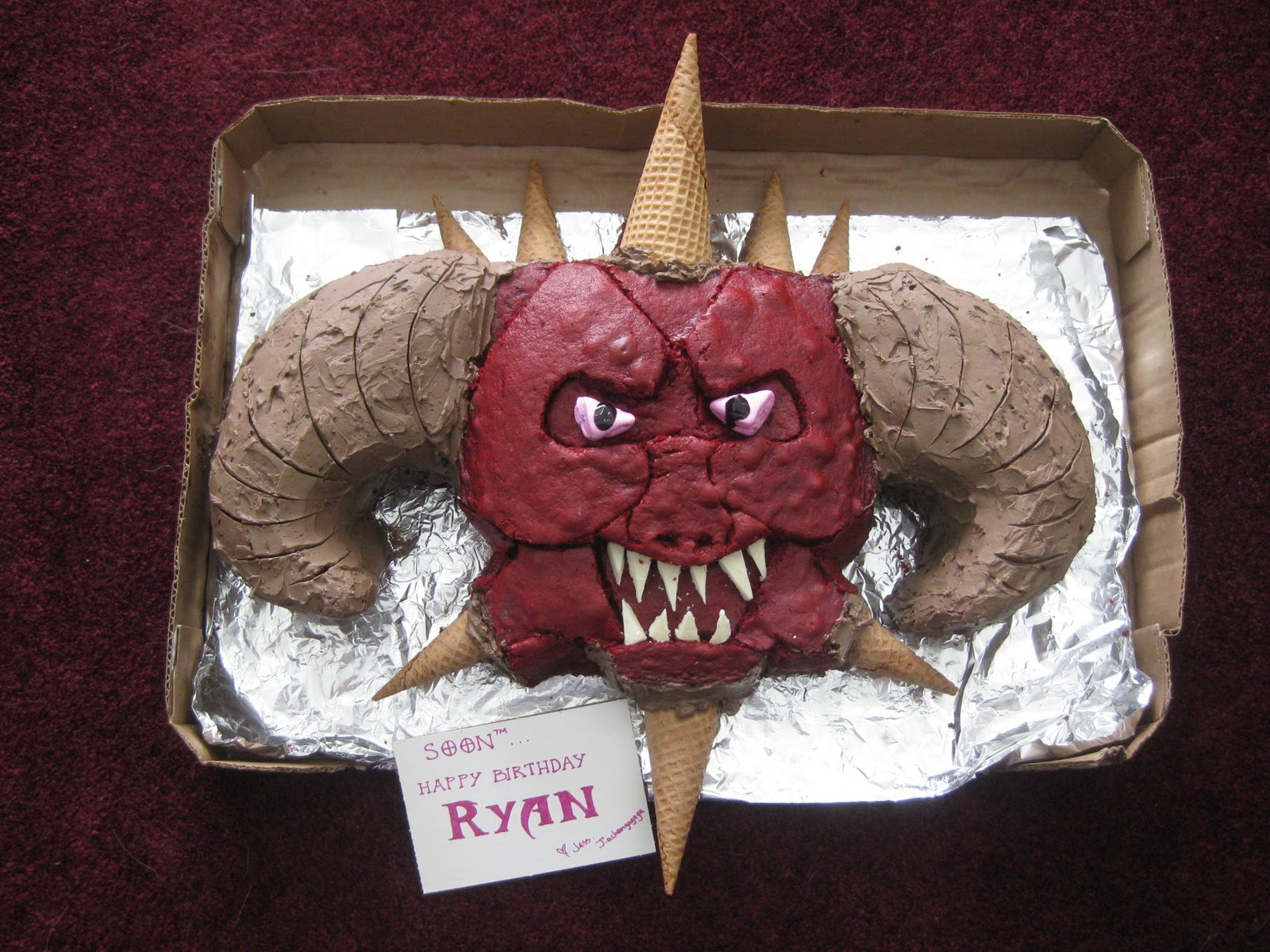 snoozypanda's bamboo garden: Diablo cake!