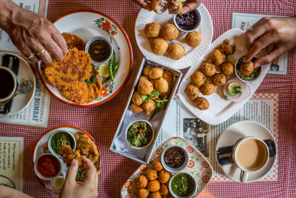 Rushina Munshaw Ghildiyal: 20 Pakoda ideas for #ChaiPakodaDay 2017 - a ...