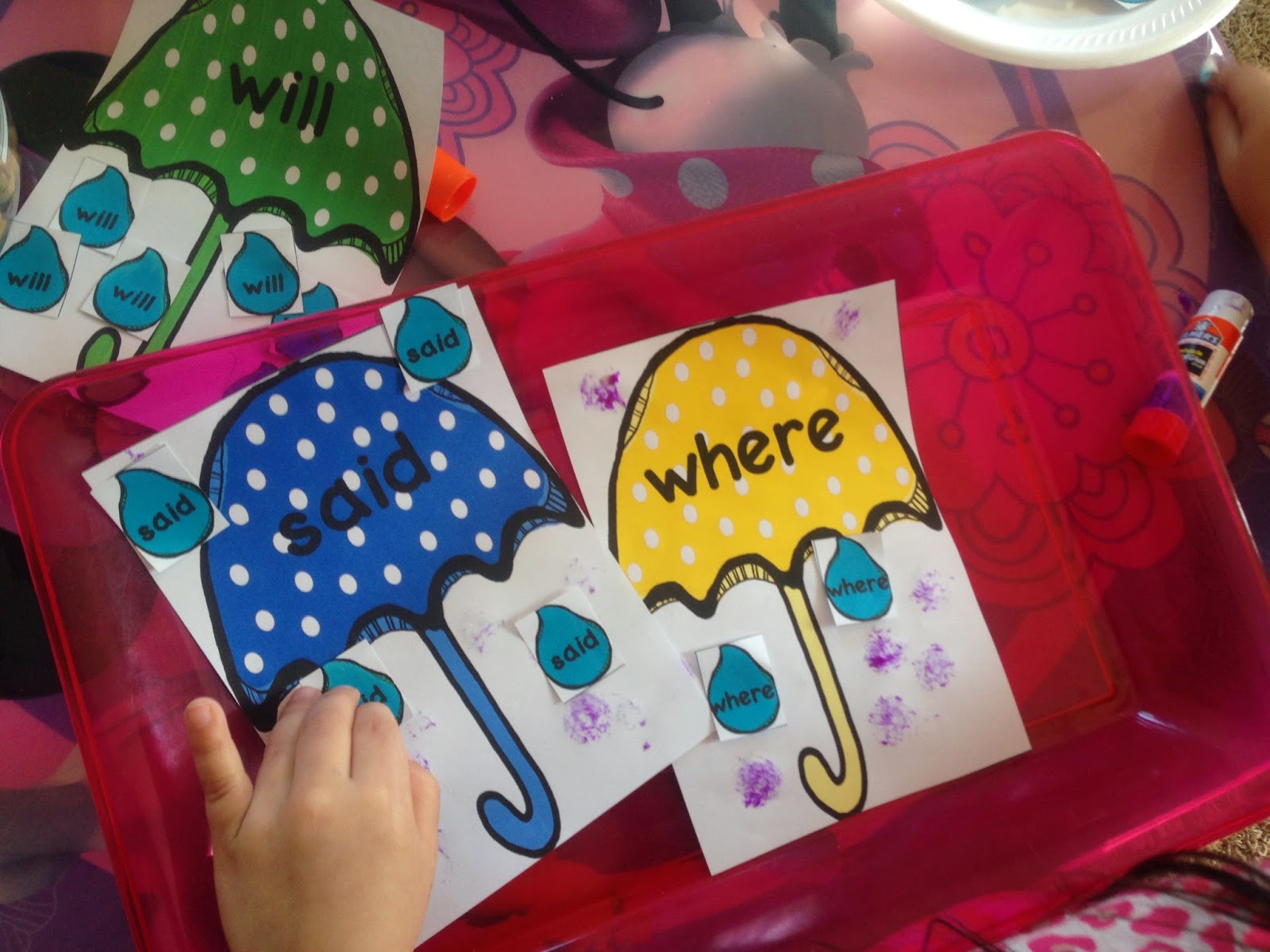 Teaching Munchkins: Rainy Day Learning Fun!