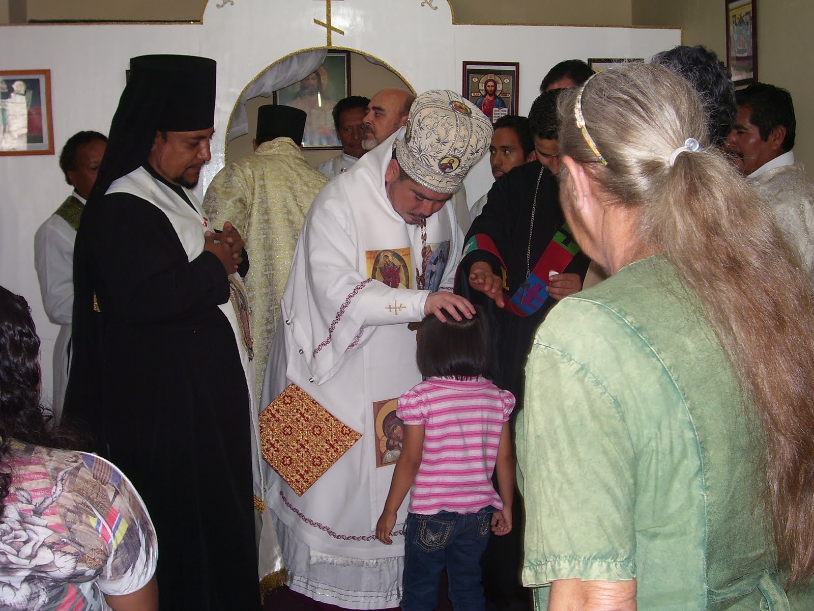 Monasterio Ortodoxo de san Basilio: Divina Liturgia Celebrada por su ...