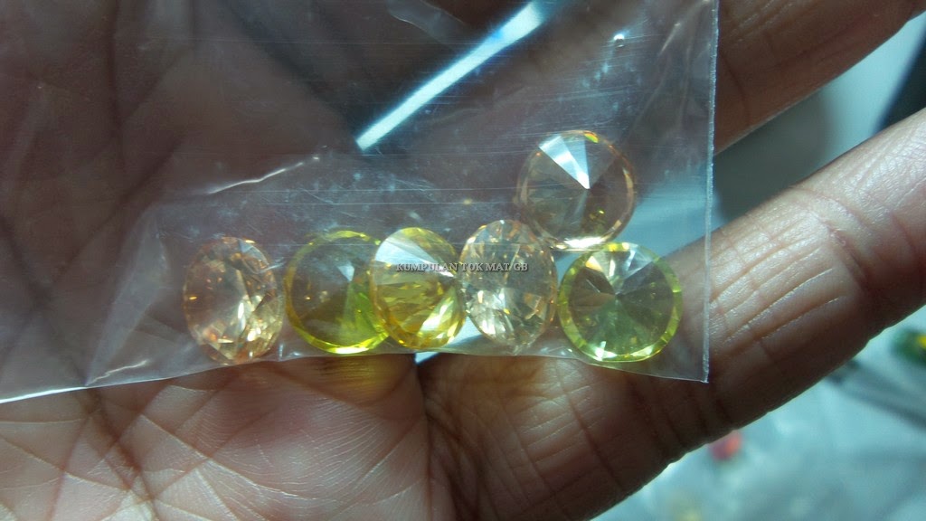 BLOG UTAMA Y.M PADUKA AYAHANDA PAY 8: BATU SERAI DARI POKOK SERAI BERBUNGA