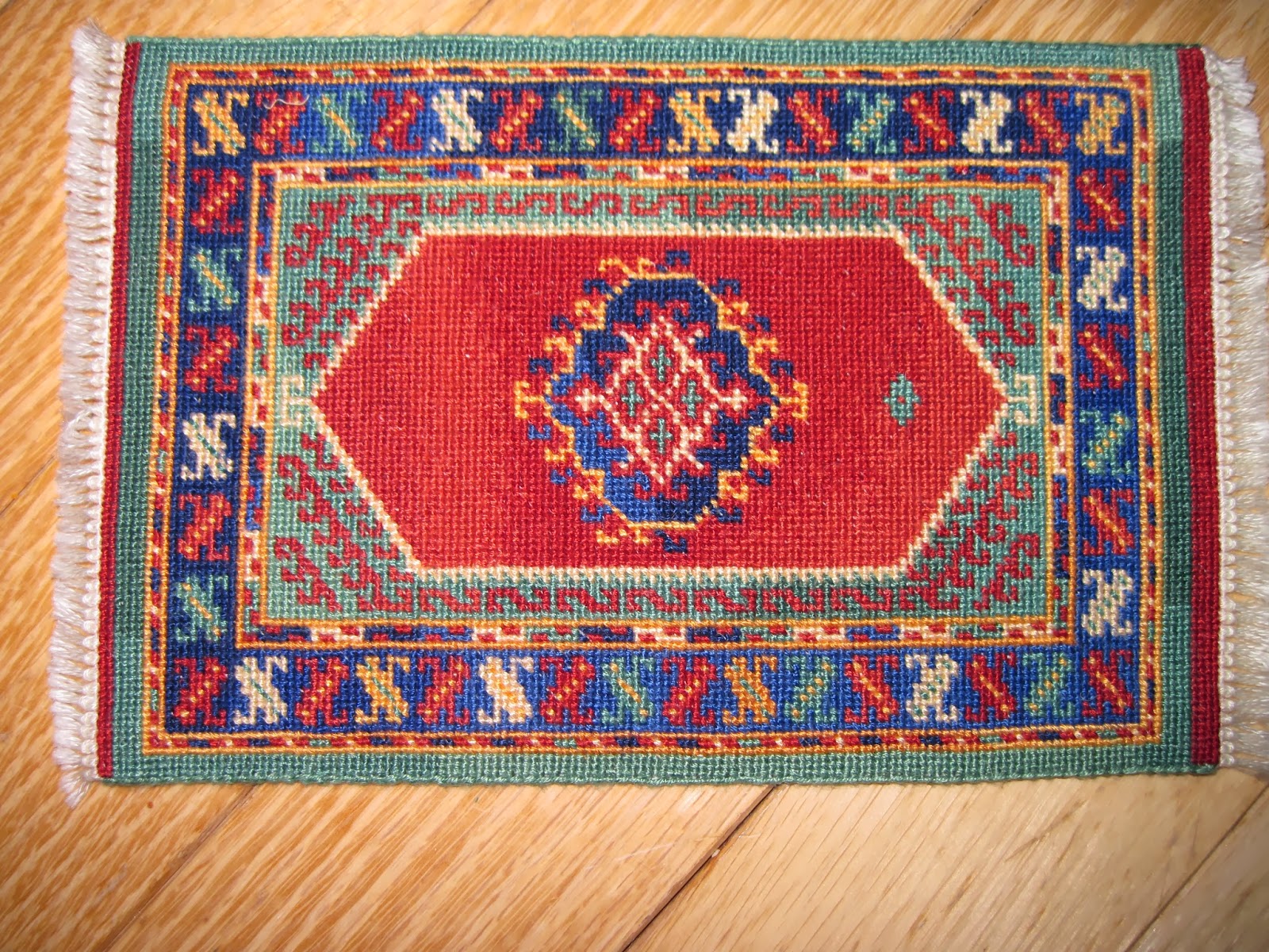 pulchinella's cellar miniatures: Another Miniature Carpet - My ...