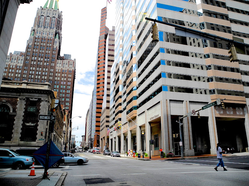 Baltimore History Bits: The NW Corner of Baltimore & Calvert Streets