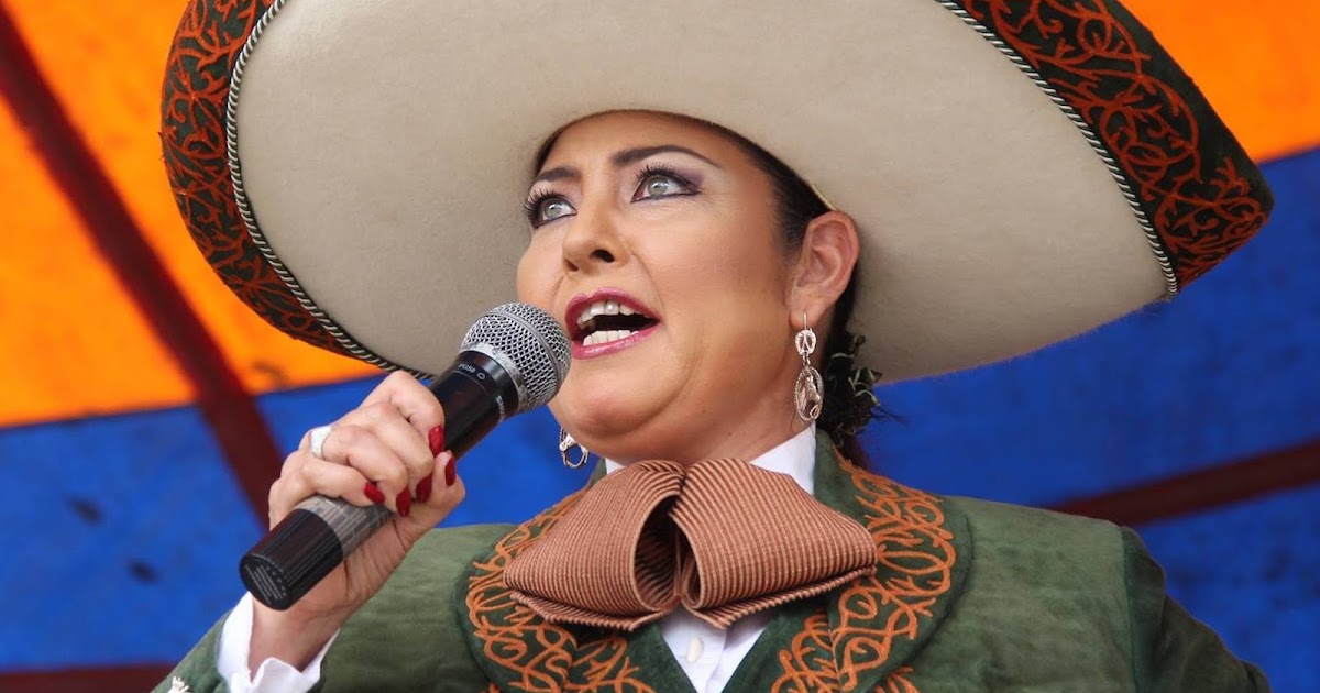 GRANDES DE MEXICO : BASILIA CORRALES