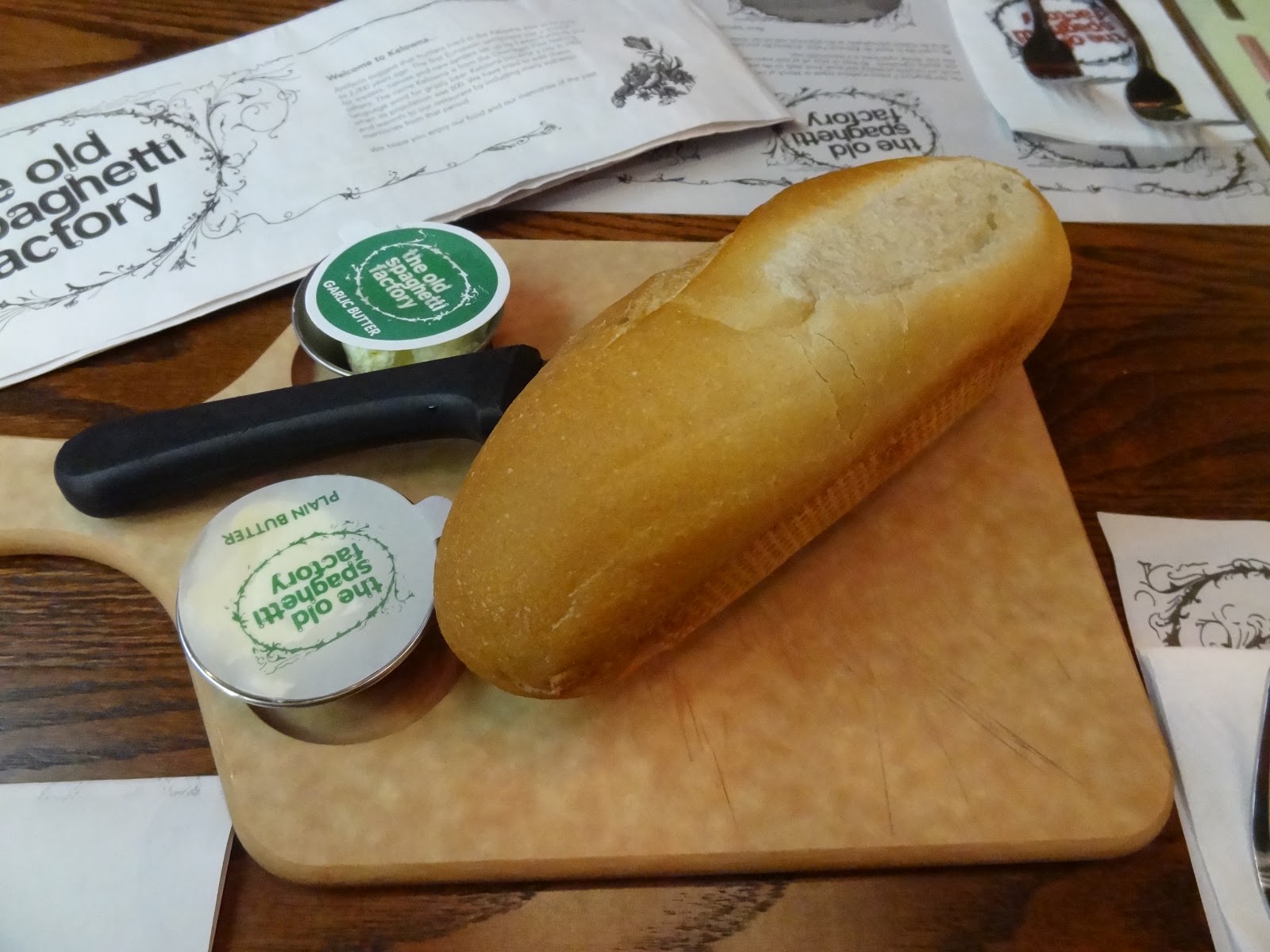 MORE KIDS THAN SUITCASES: Re-enacting Lady & the Tramp - The Old ...