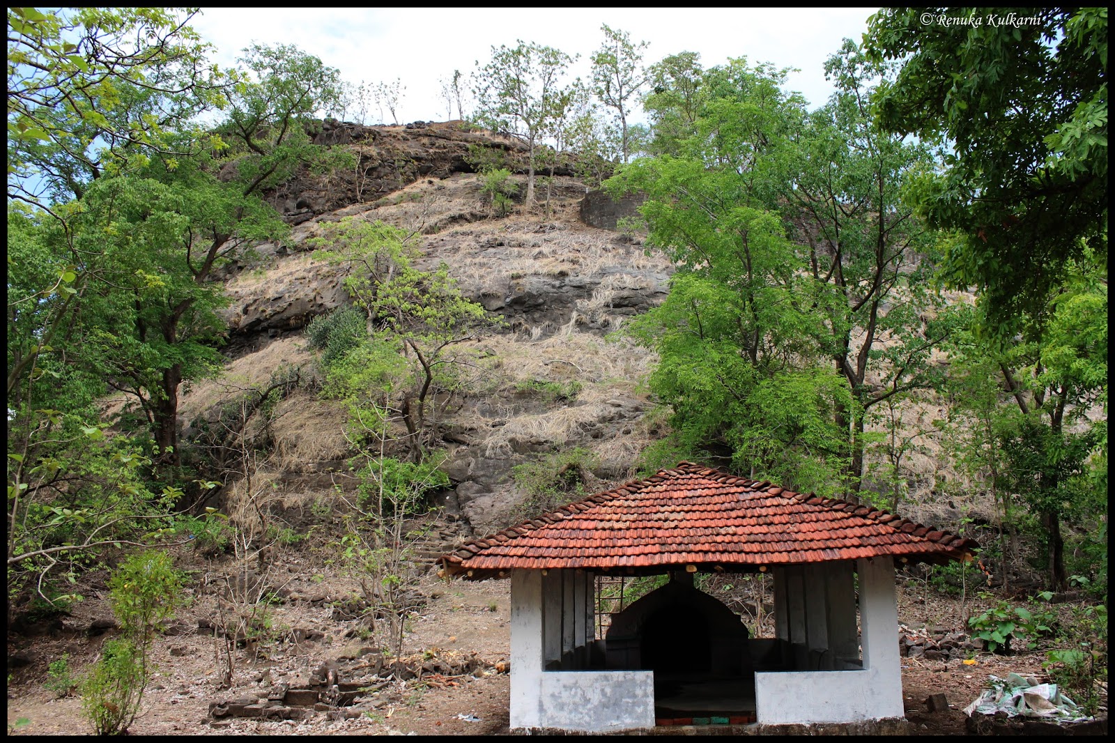Quick offbeat trek to Mangad Fort - Travel Blog