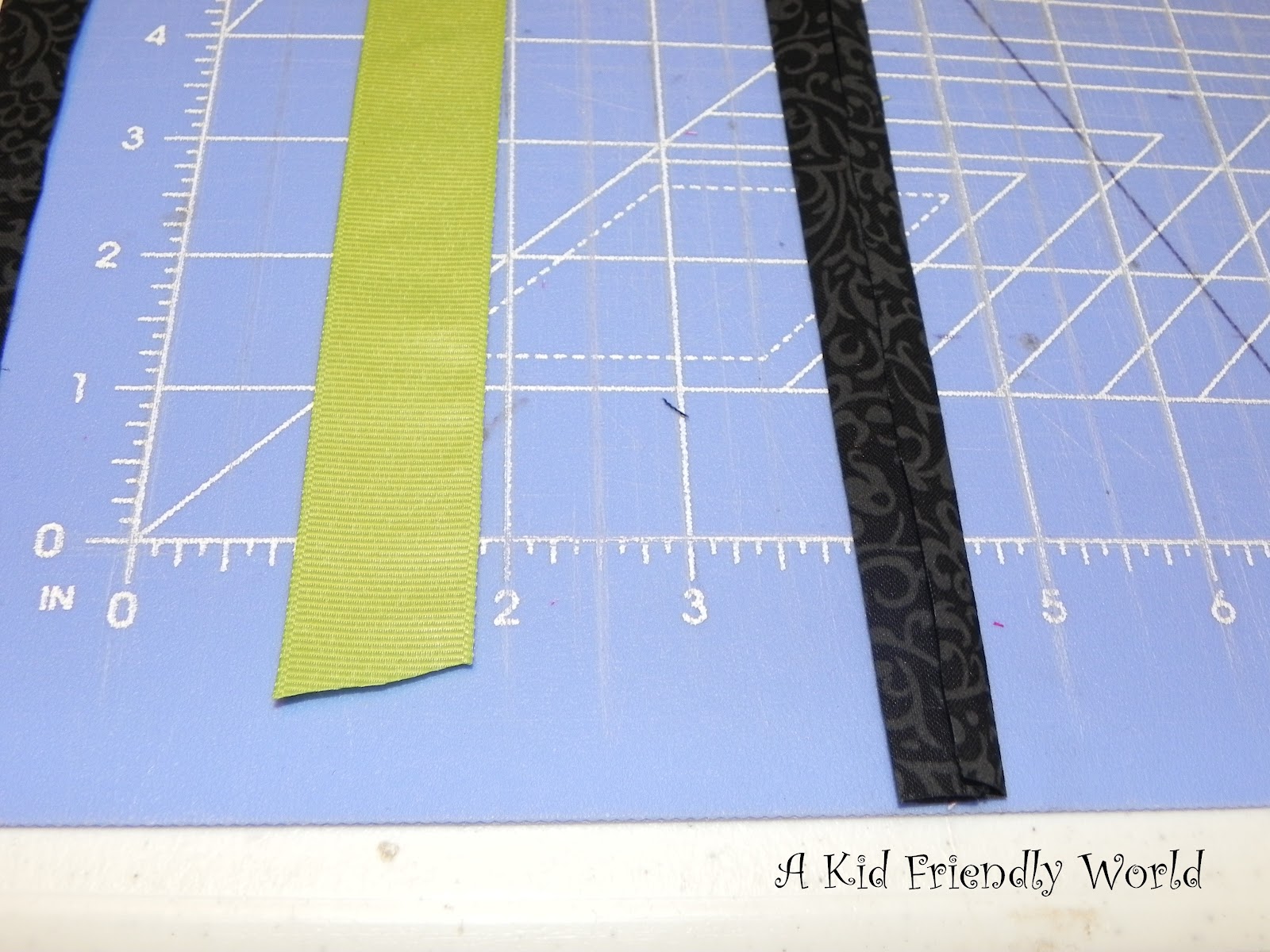 A Kid Friendly World: Key Fob Tutorial