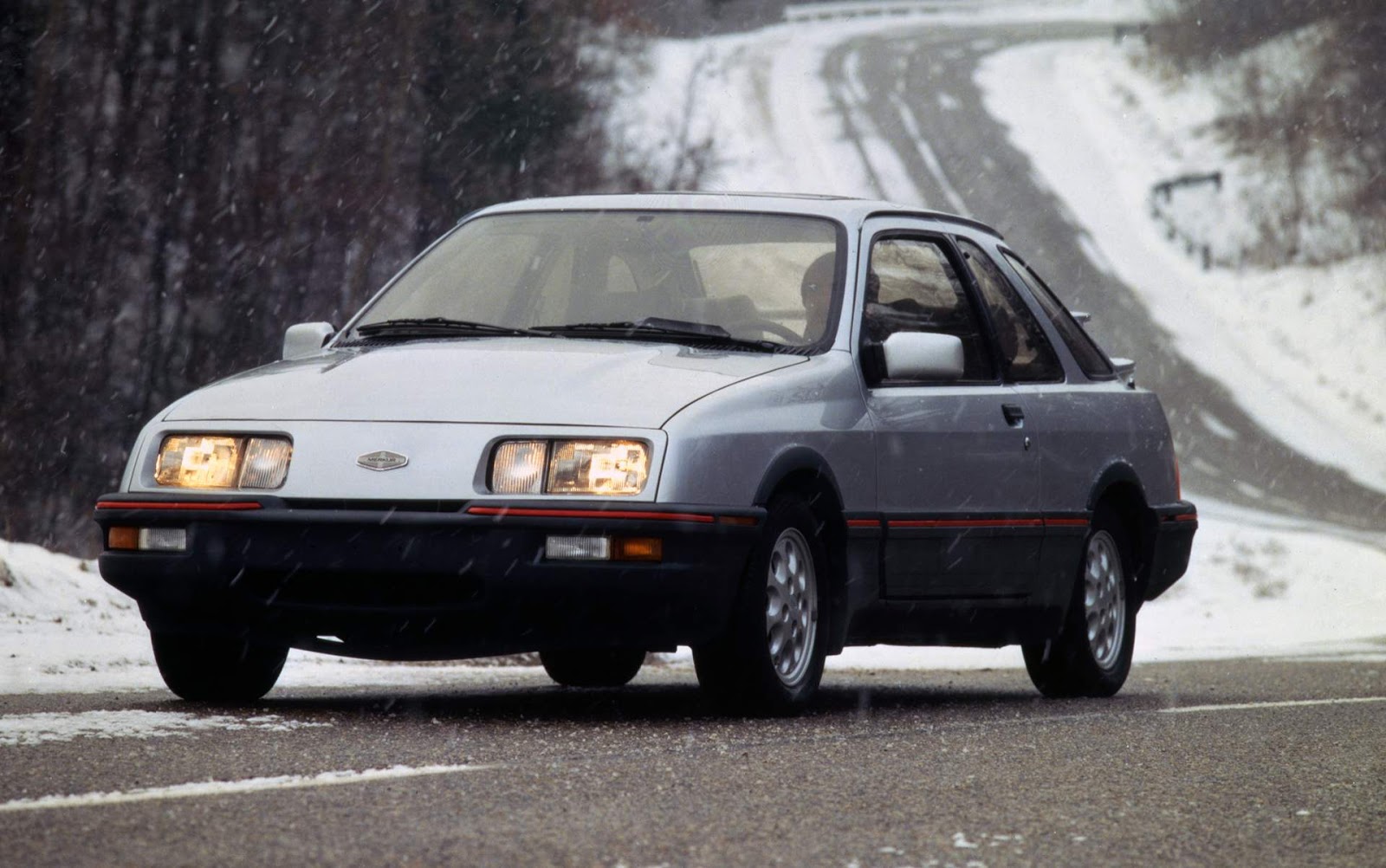 Merkur XR4-Ti: o Ford que ousou desafiar o BMW Série 3