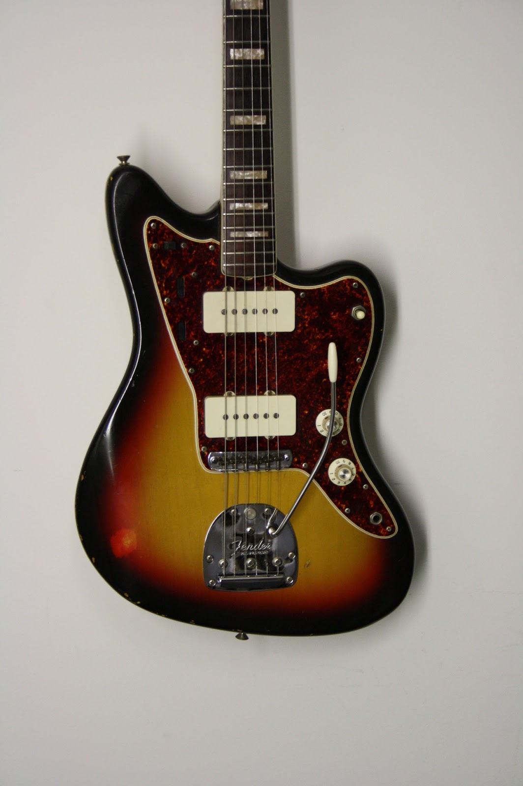 Beautiful Guitar Collection PRS, Fender, Gibson: Fender Jazzmaster 1966 ...