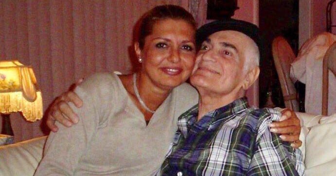 Happy Leisure: Photo/ Googoosh and Vigen Derderian