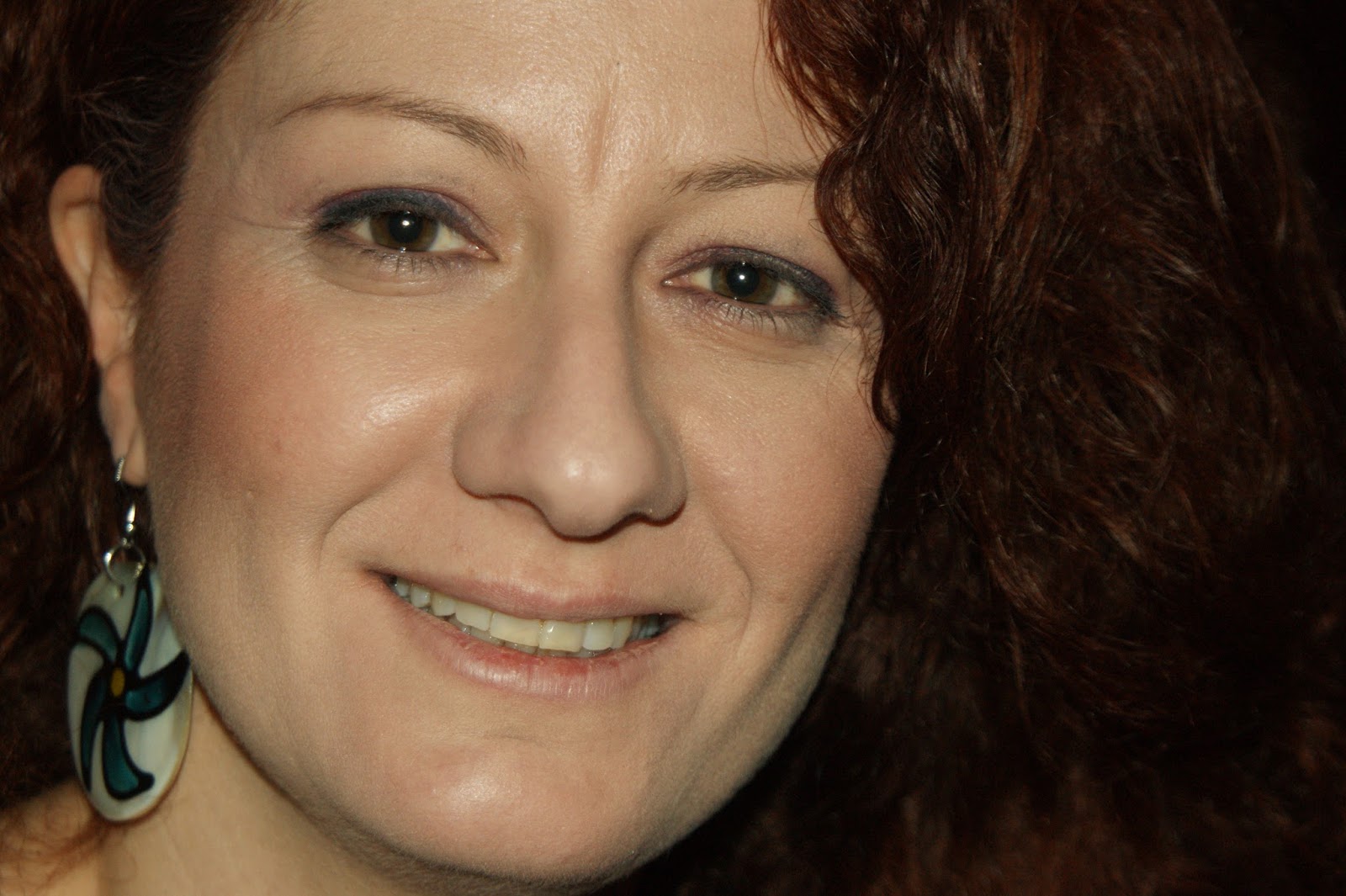 ΠΟΛΙΤΙΣΤΙΚΟ ΠΑΡΚΟ ΑΝΤΙΓΟΝΕΙΑ - ΘΕΑΤΡΙΚΟ ΥΦΟΣ: ΠΕΝΤΕ ΣΙΩΠΕΣ Shelagh ...