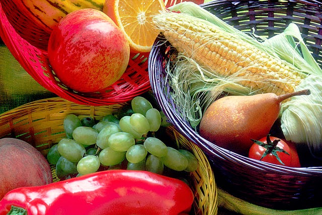 Boererate.com: Eet jou groente en vrugte jong dame