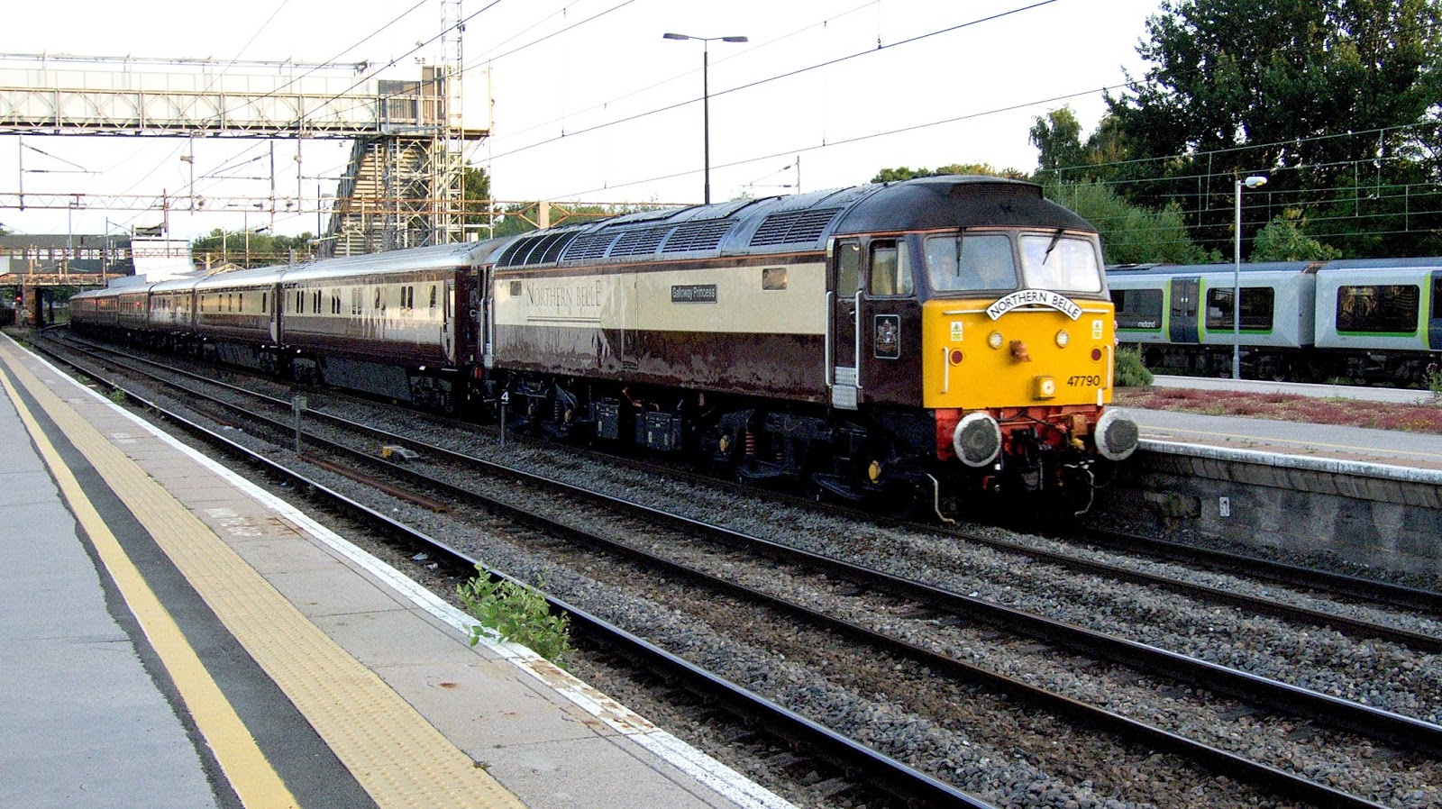 'Along These Tracks' Train Photos Site : Photo Class 47790 Diesel Loco ...