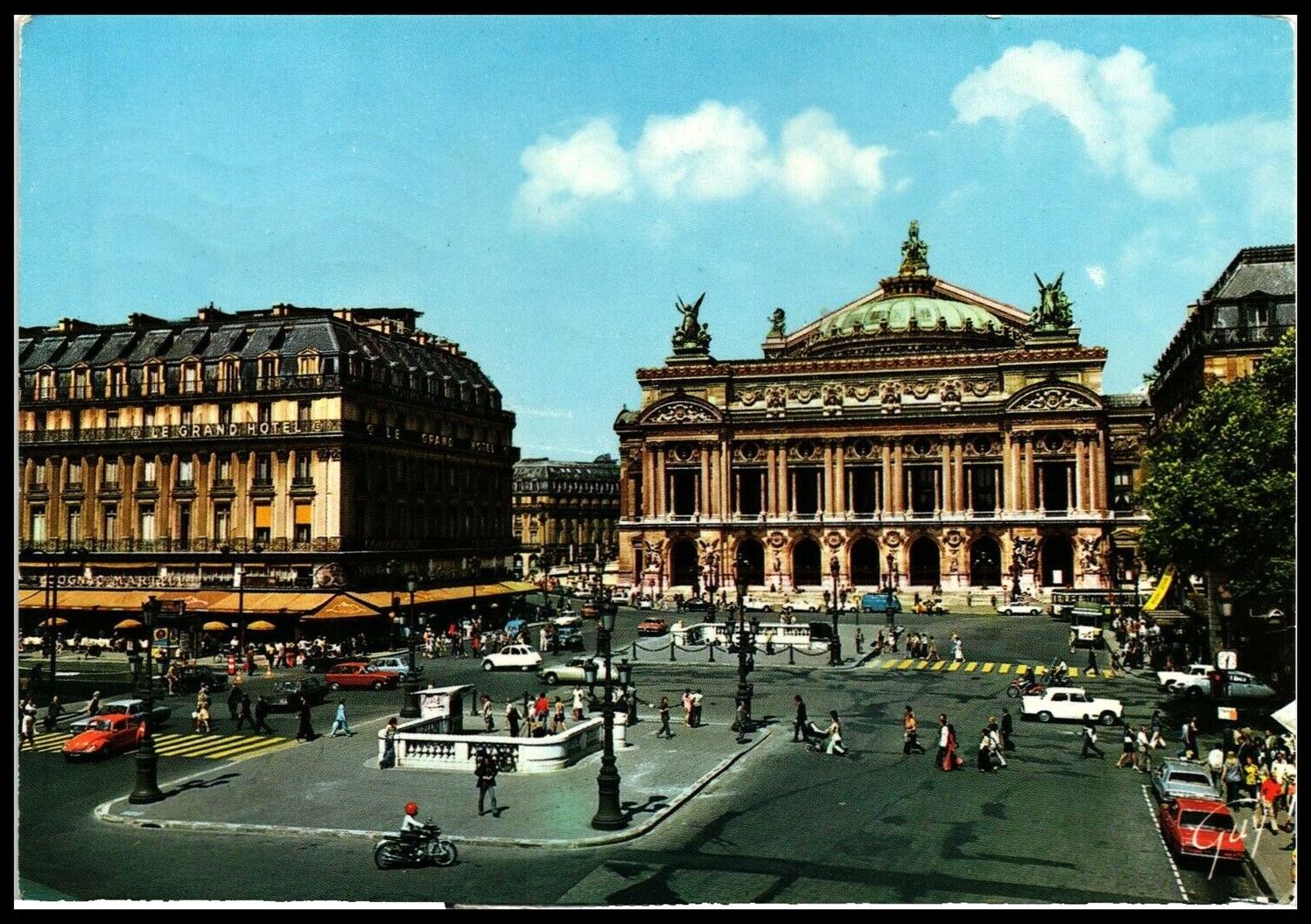 Postcards of the World: Paris