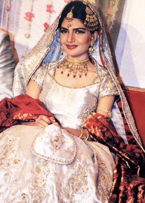 Welcome to The World Fashion: Iffat Rahim Wedding Hot Pics Biography