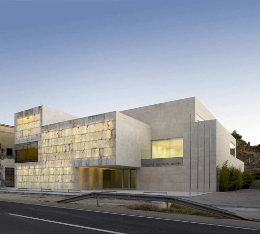 Connections: Skin of Architecture: Translucent Stone