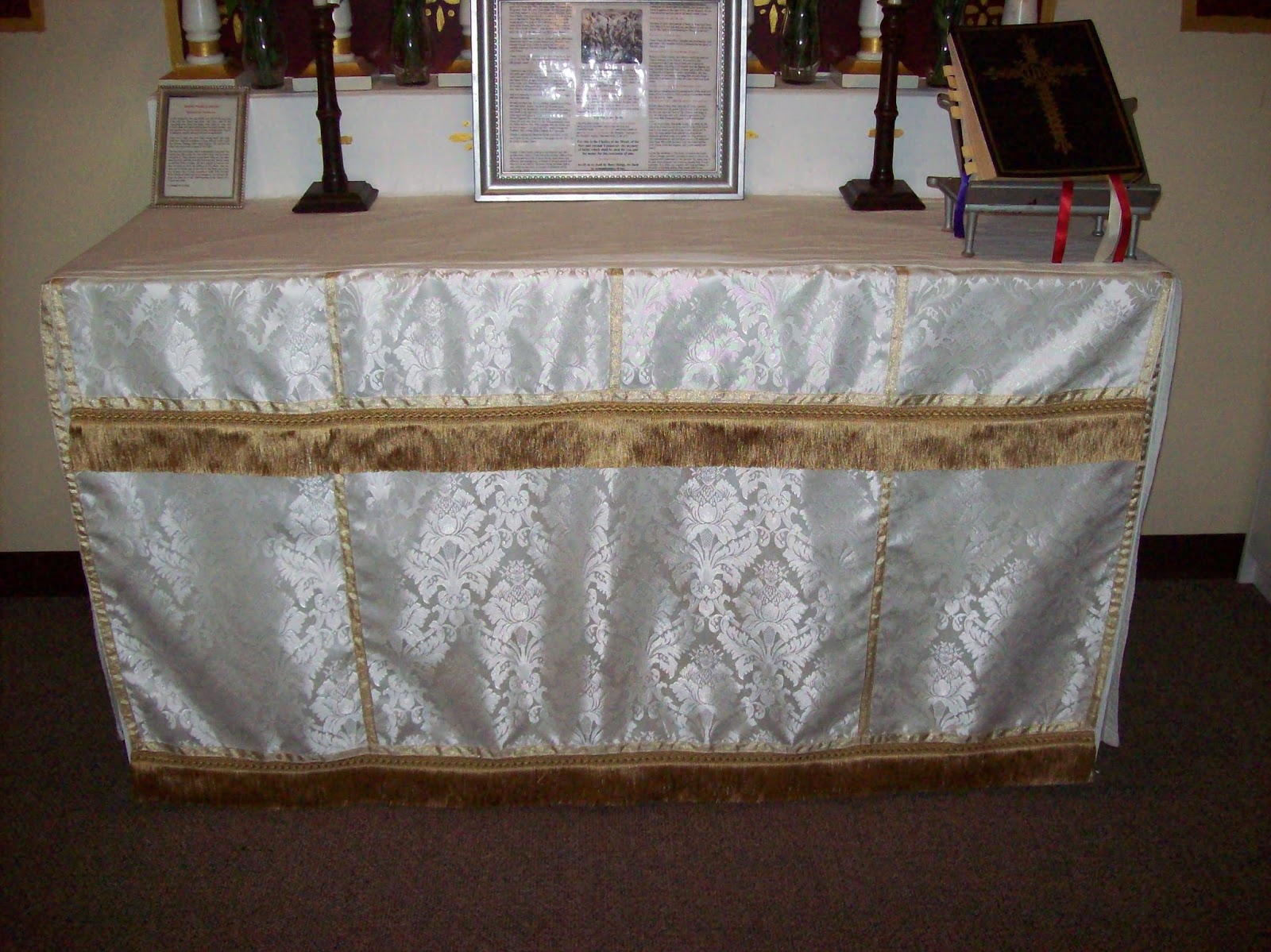 Sacred Heart Vestments: ***Altar Frontal***