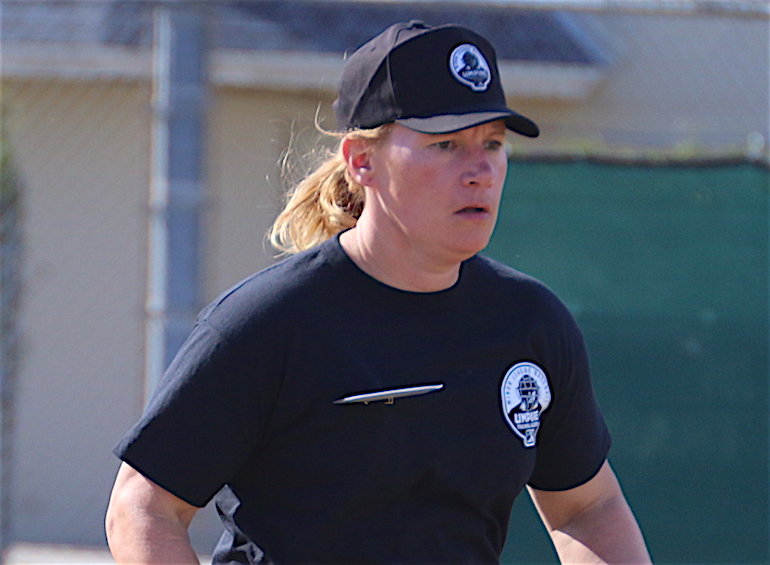 Zona de Mujeres : Jen Pawol, arbitra en clase A