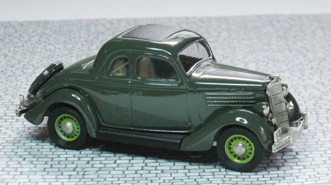 collection 43: L'avant Guerre : "Les Populaires"/pre WW2 cars:"popular"
