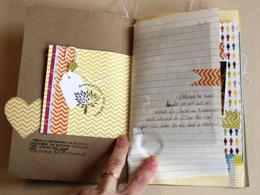 Lilith's scrapbooking venture: Autumn Minibook for scrapfuté