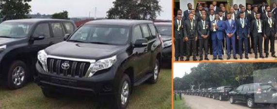 Photo: Congo President presents each member of CHAN 2016 winning squad ...