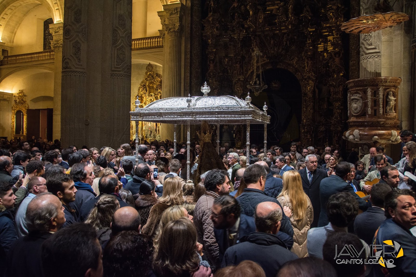 La Pasión a través del Objetivo.: "Sevilla, Rocío, Lotera" Salida ...