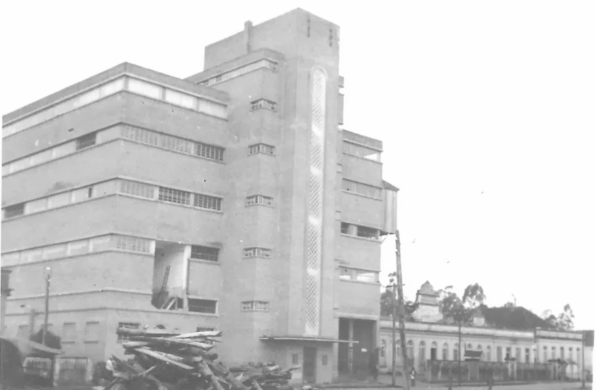 HISTÓRIAS DO VALE DO CAÍ: 3011 - Evolução do prédio de Jacob Renner