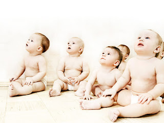 A Woman Gives Birth To 17 Identical Babies In 29 Hrs - World’s Record ...