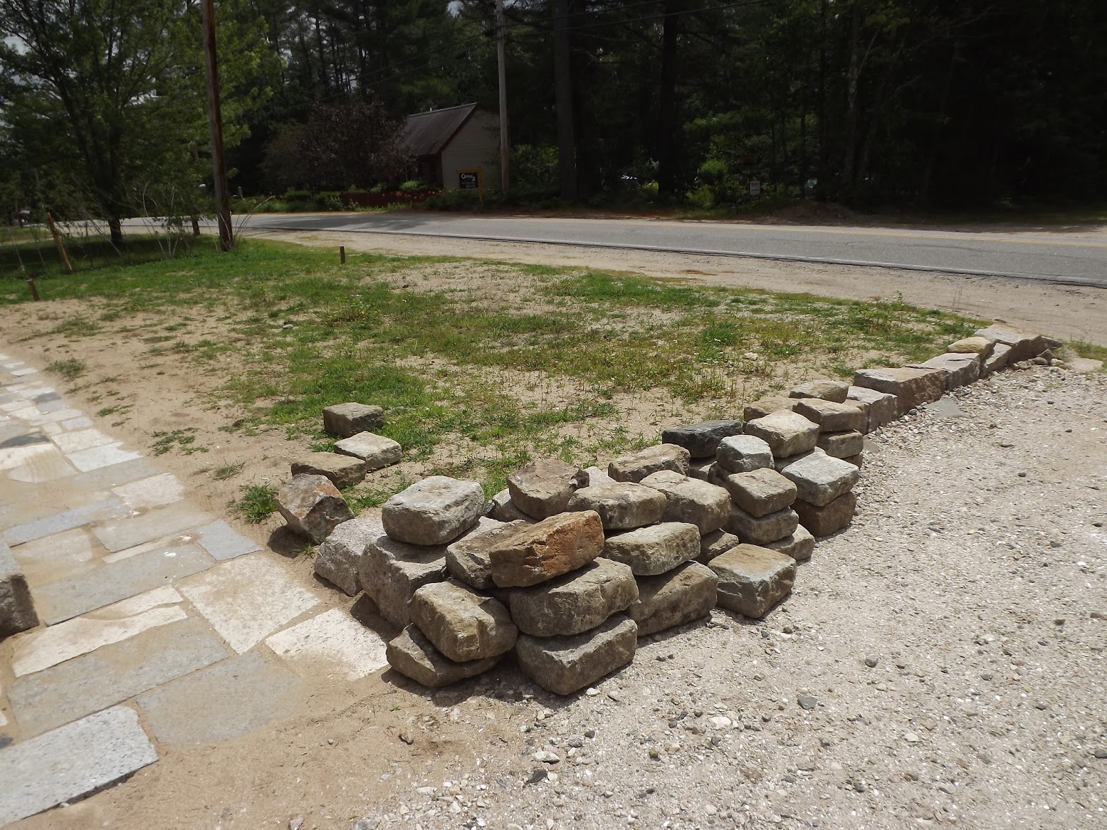 an tigin (the wee house): Belgian block