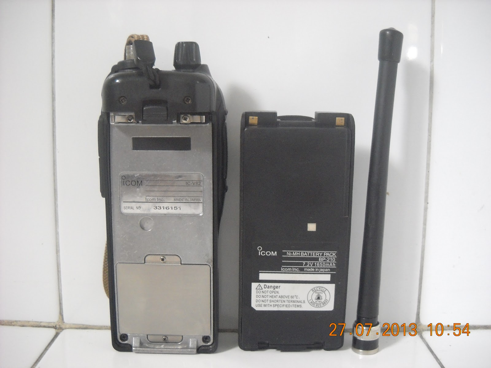 Sinar Agung ( Y C 2 V D I ): HT ICOM V 82 - MULUS ( TERJUAL COD )