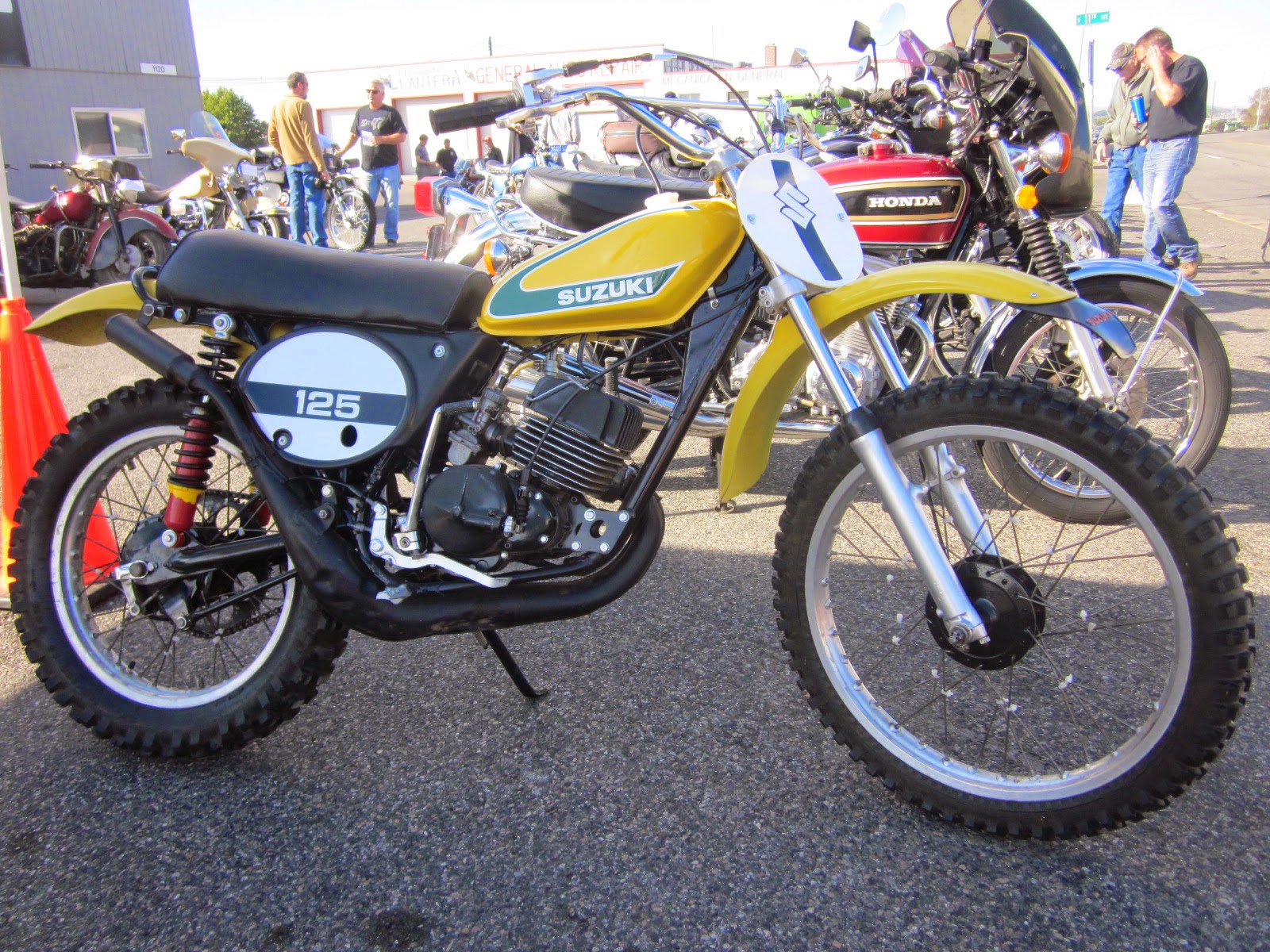 Suzuki+TM125+1.JPG (1600×1200) | Retro bike, Vintage motocross, Suzuki