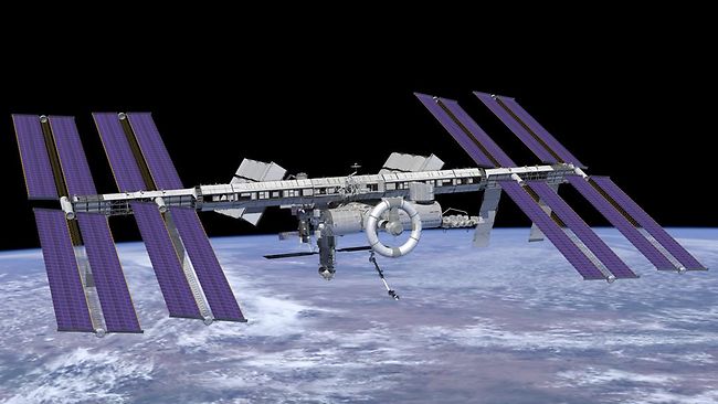 The Commercial Space Blog: A Nautilus-X for the Next "HMCS Bonaventure"