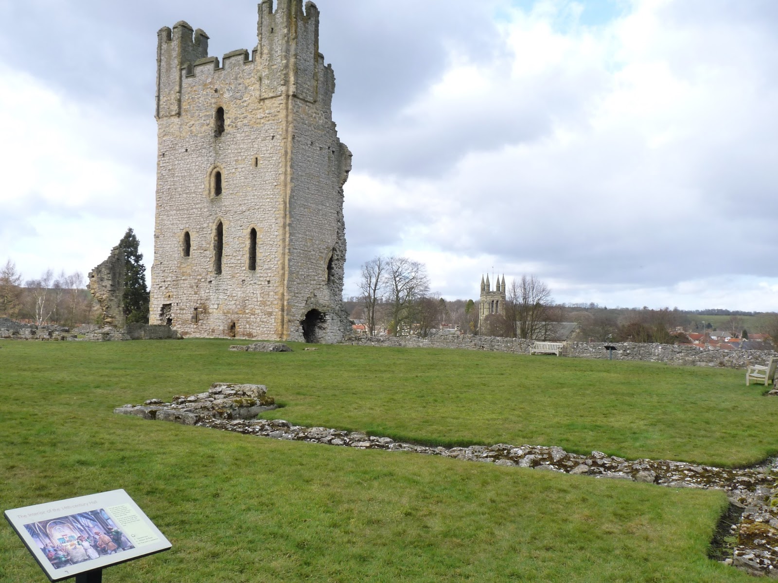Barry In Thirsks Adventures: Helmsley Castle