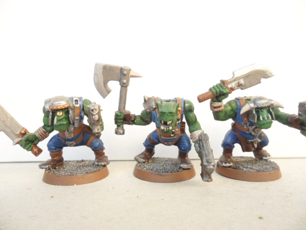 Painted Miniatures: Warhammer Miniatures- Orcs 40k Orcs Boys Mob