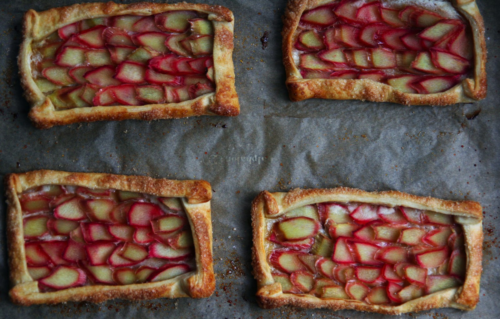 Rhubarb Tartlets Recipe | mostly foodstuffs