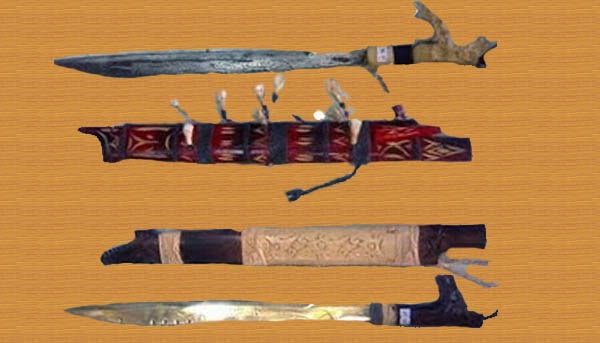 Indonesian Ethnic Gallery: Mandau, Dayak Traditional weapon
