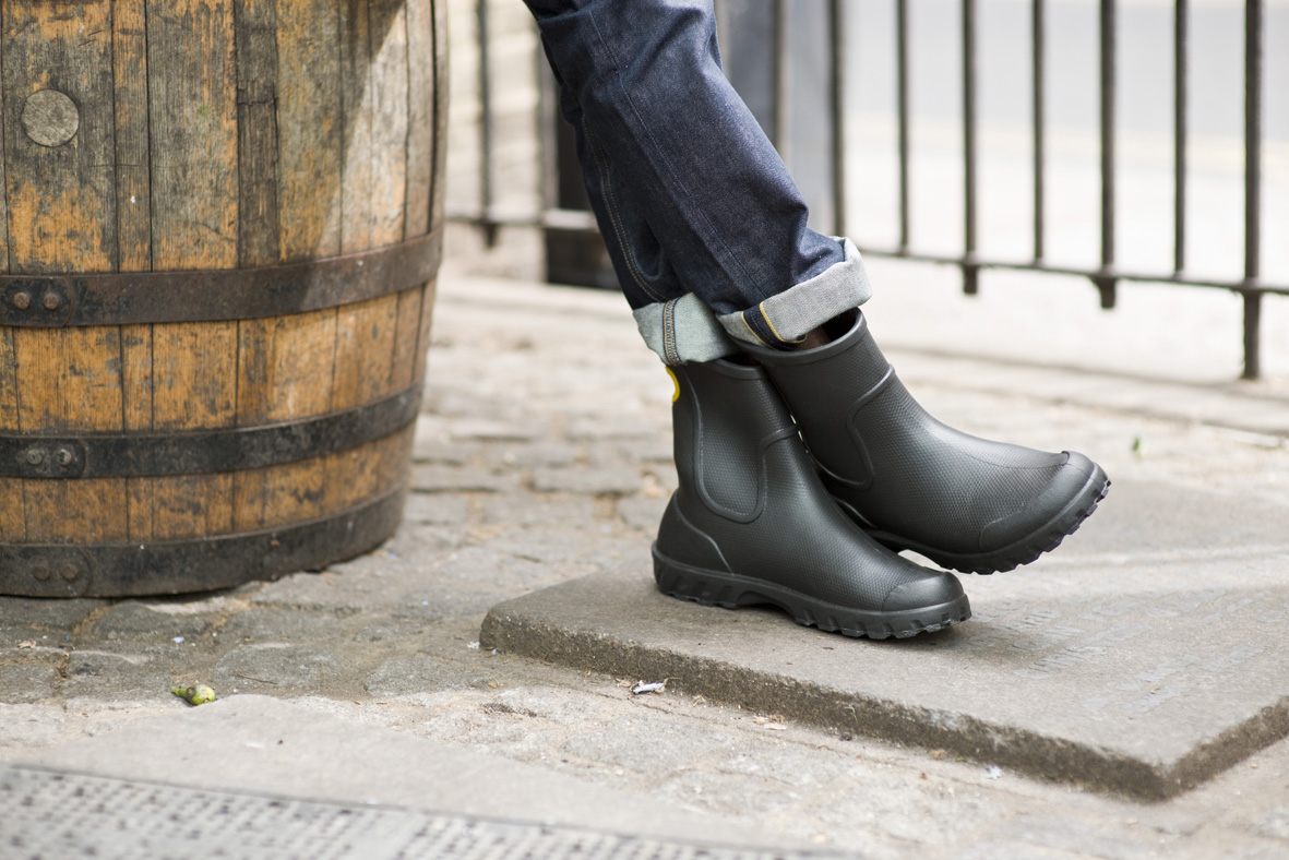 DIARY OF A CLOTHESHORSE: MUST SEE - CROCS BLOGGER STYLING CAMPAIGN ...