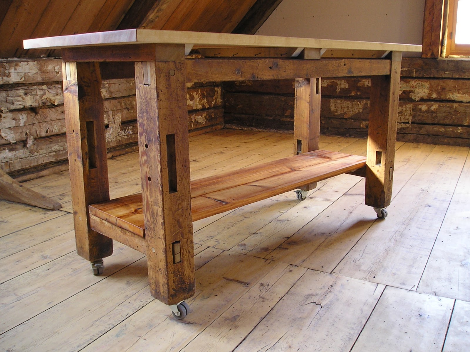 Takezo atelier d'ébénisterie: Table d'atelier
