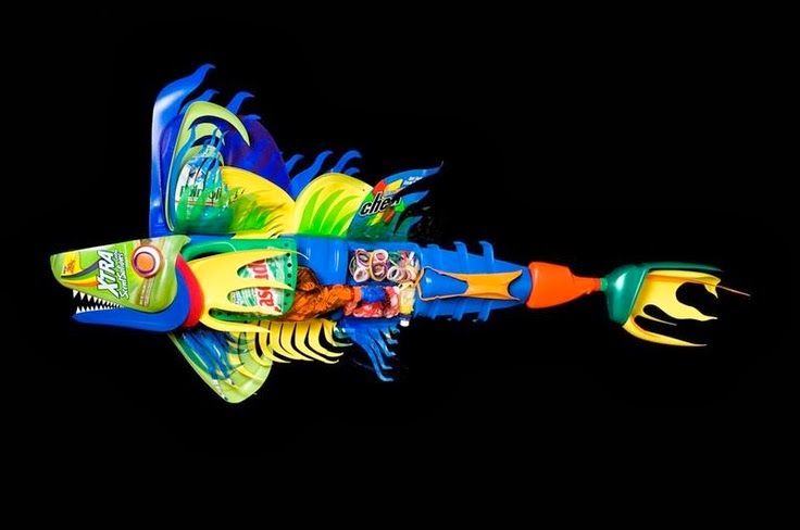 Seni Perahu Kertas: Contoh-Contoh dan Idea Arca Binaan Daripada Botol ...