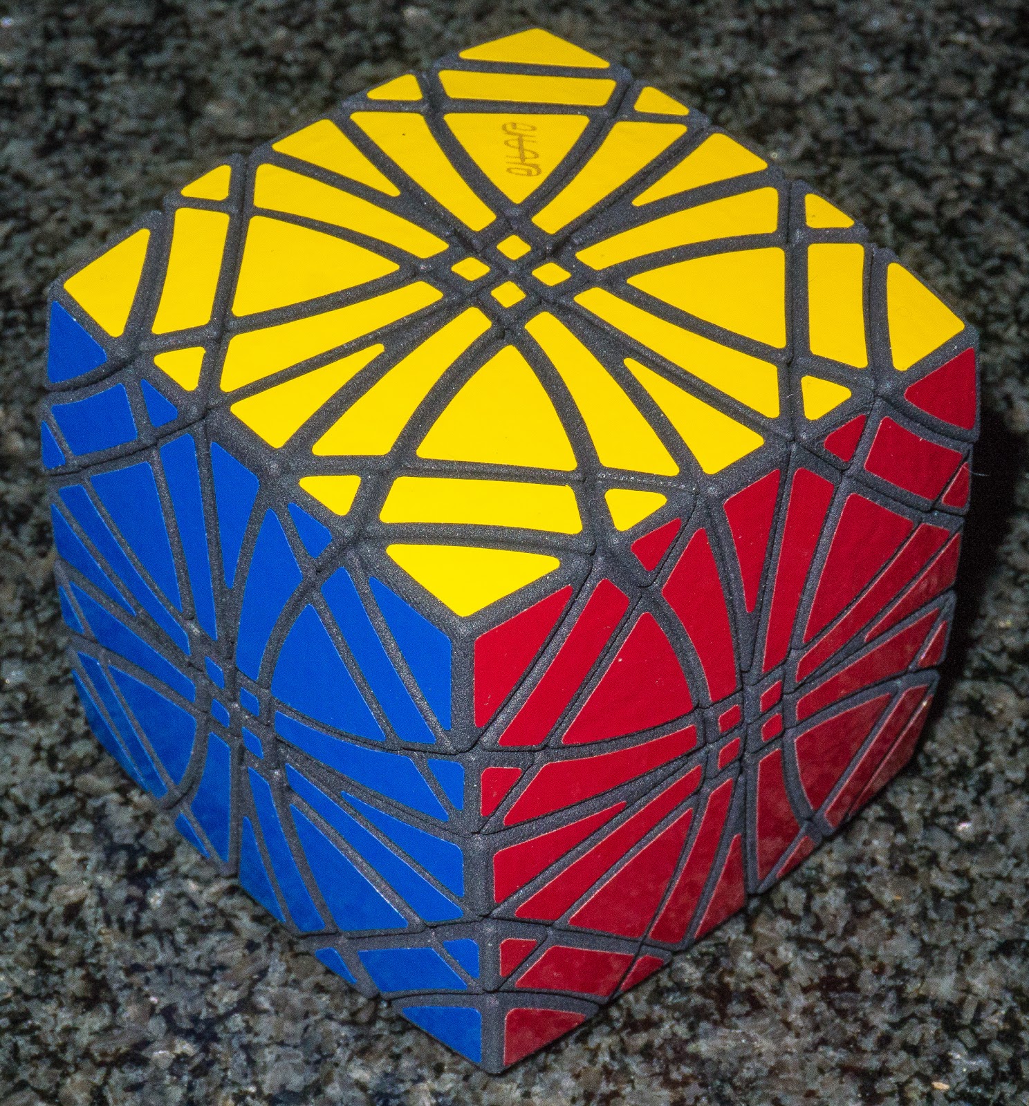 PuzzleMad: The Curvy Copter Taken to Extremes - It's Still Great Fun!