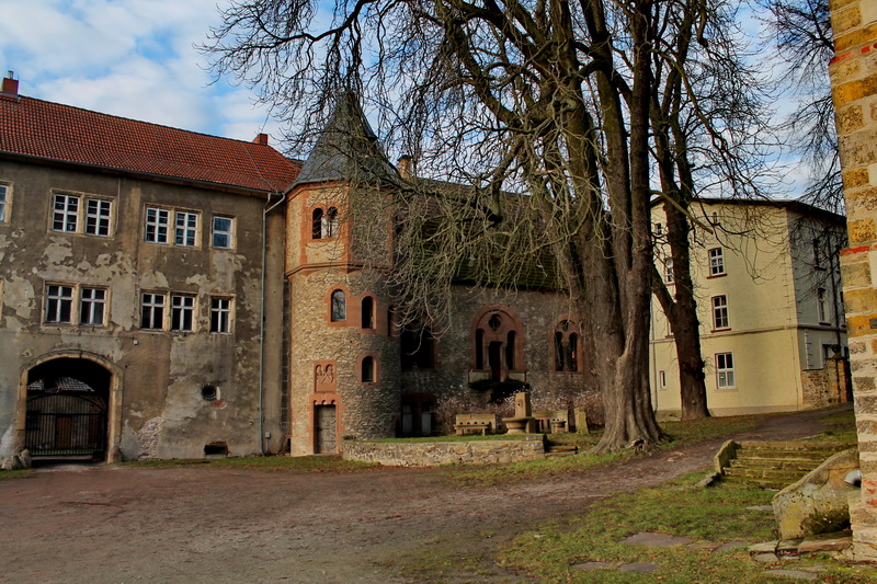 mano's welt: schloss erxleben - ein lost place mit hoffnungsschimmer