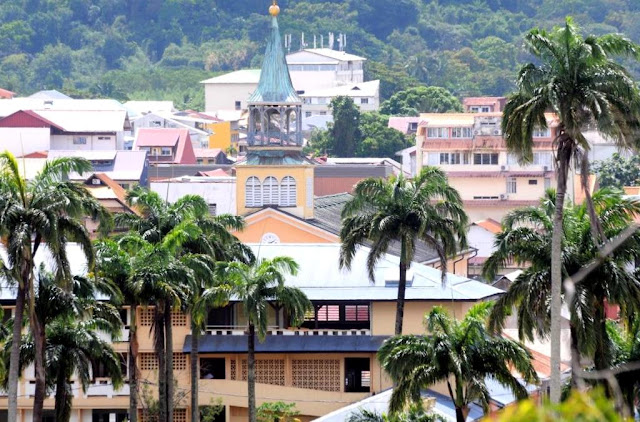 GUYANE (1): EEN GEPEPERD LAND - DICHTBIJ & VER WEG