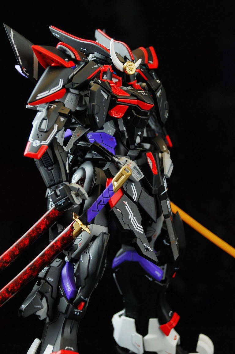 Gundam Family: MG 1/100 Blitz Gundam "Samurai" Custom Build